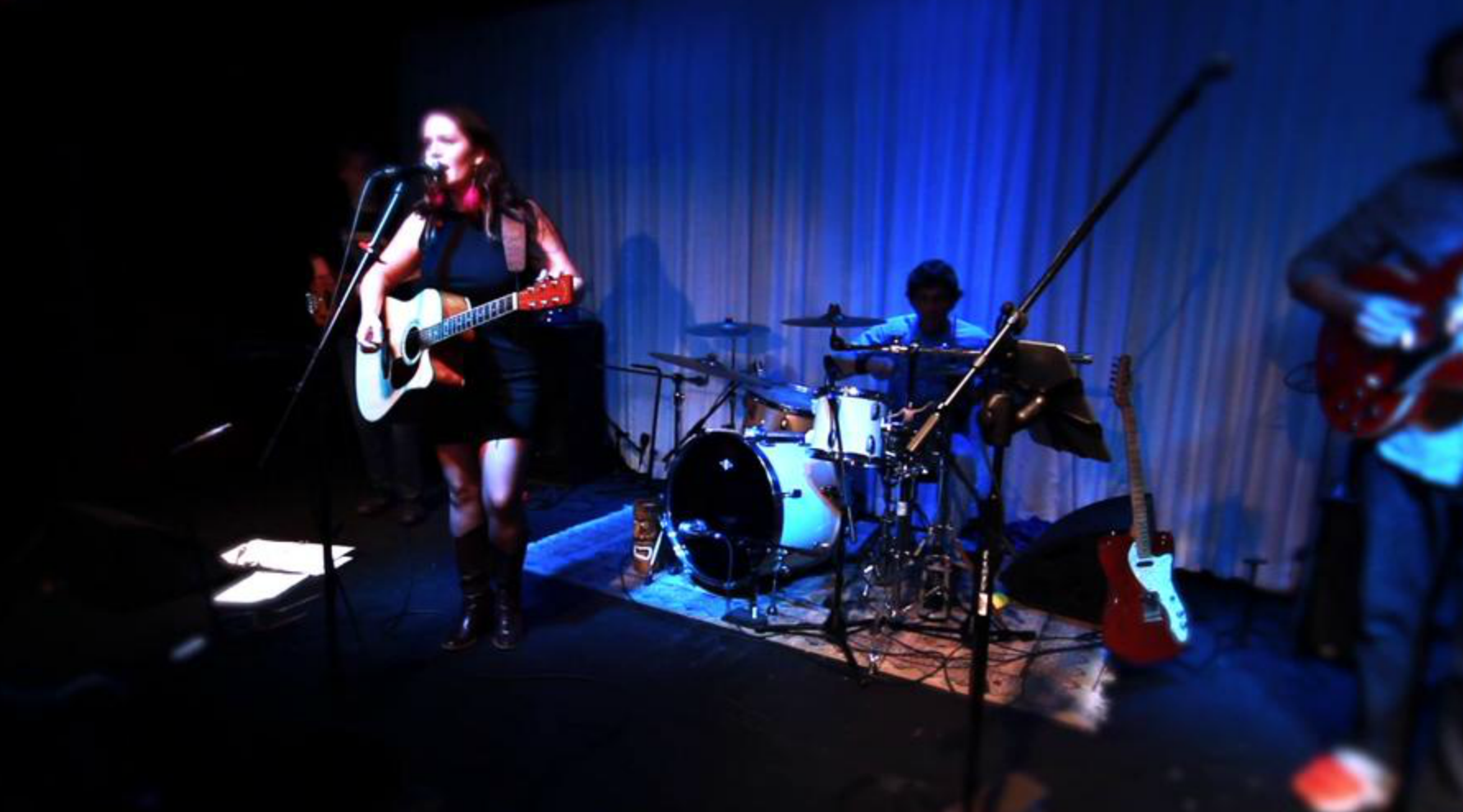 Grae Skye Studio films Leigh Glass & The Hazards Live at the LAB » Grae ...